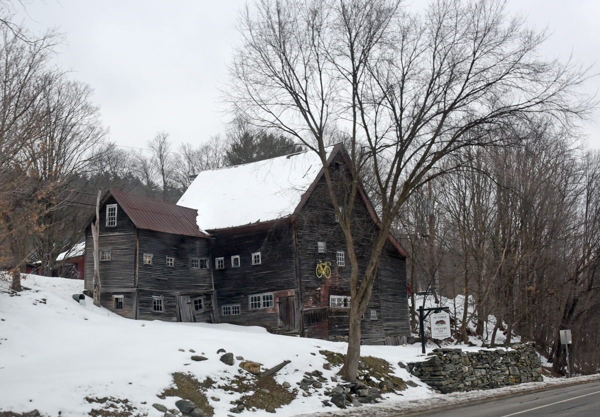 Sugaring Time - Peter Huntoon