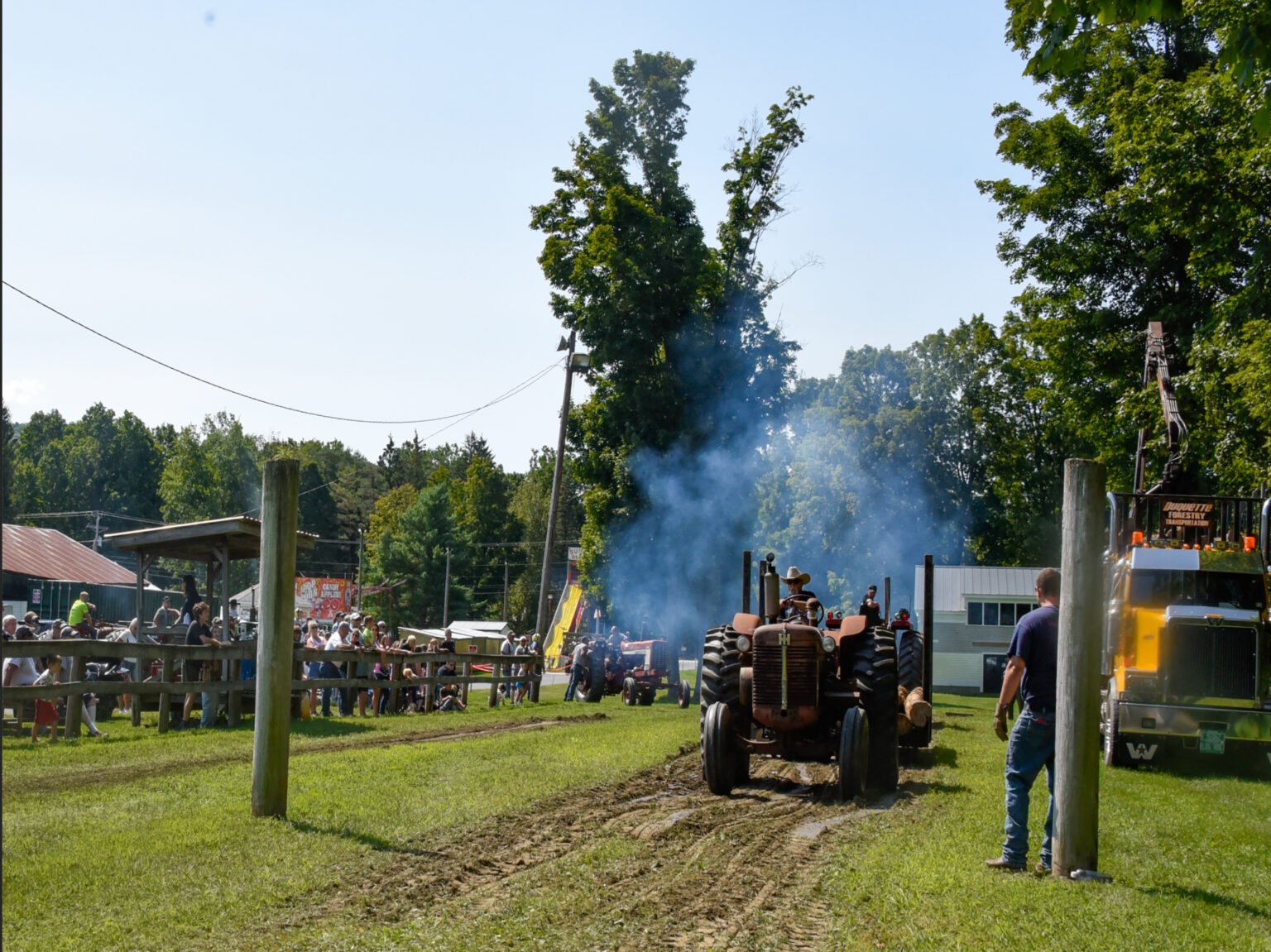 Tractor Pull - Peter Huntoon